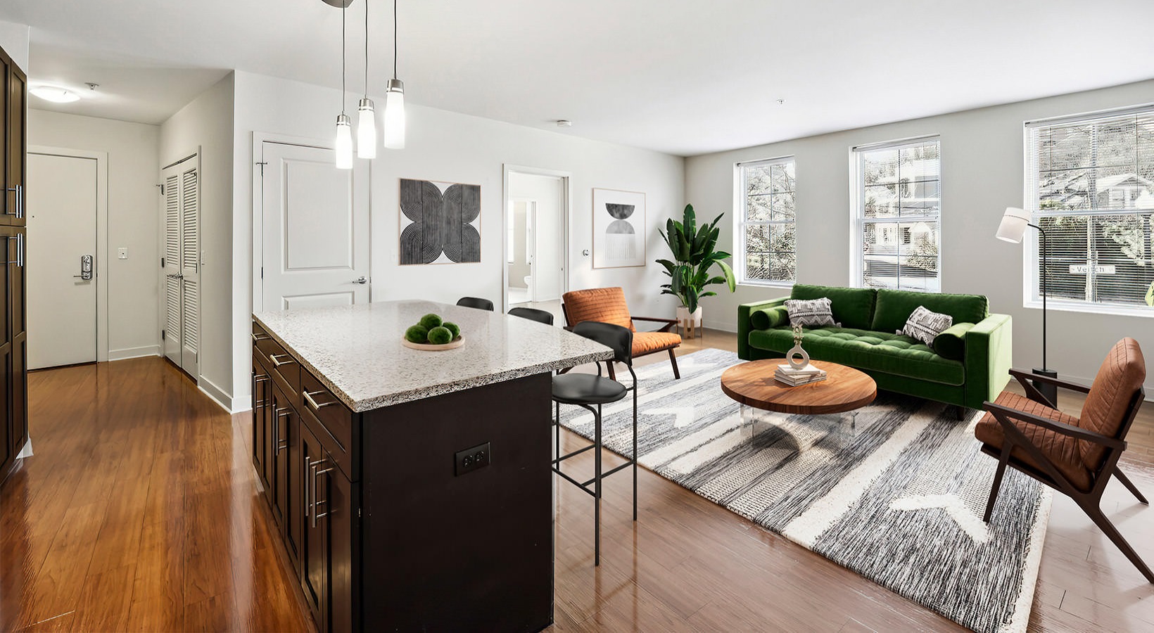 Verde Pointe | Apartments & Townhomes in Arlington